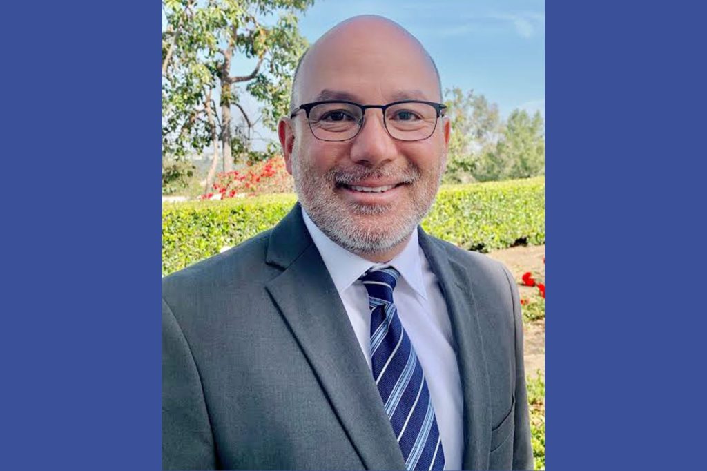 Ryan Curammeng named new boys and girls golf coach at Crean Lutheran