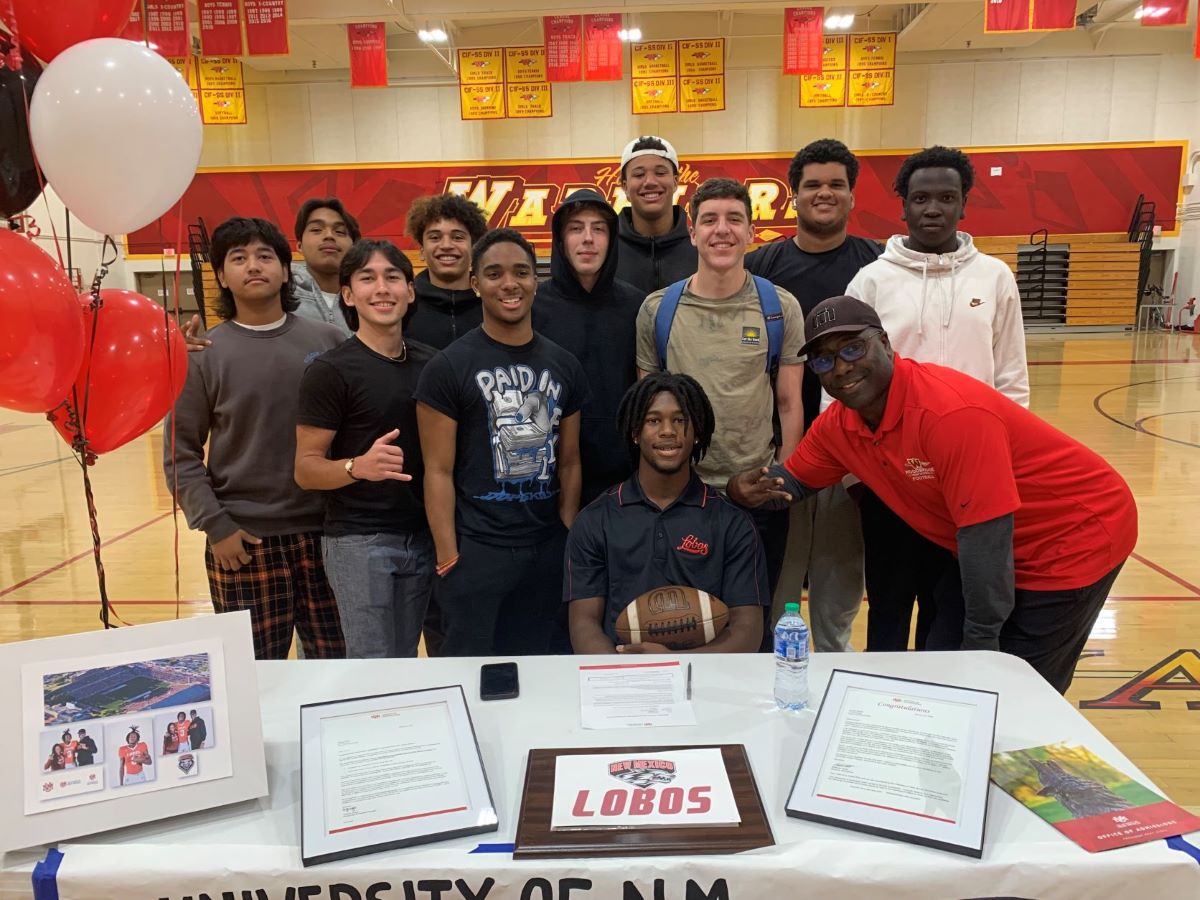 Woodbridge standout football player Dereck Moore signs with University ...